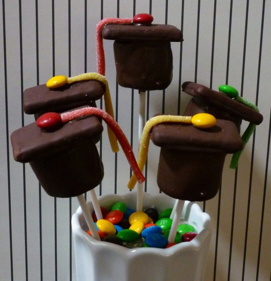 Graduation Cap S’mores Pops – Edible Crafts