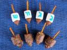 Candy Dreidel – Edible Crafts