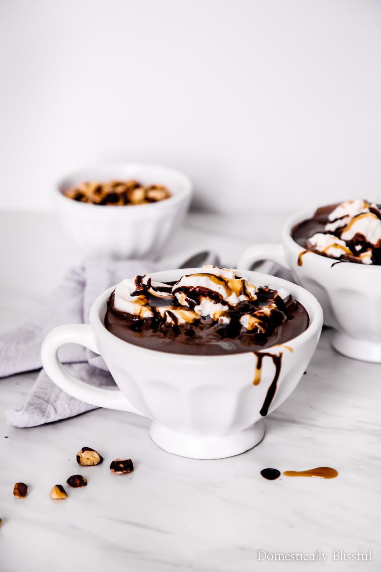 Hazelnut Caramel Hot Chocolate – Edible Crafts